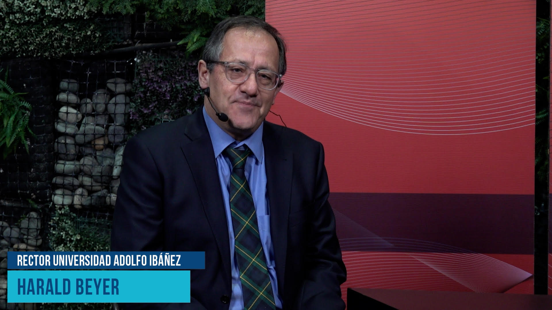 Rector UAI, Harald Beyer: “La formación tan especializada en Chile ...